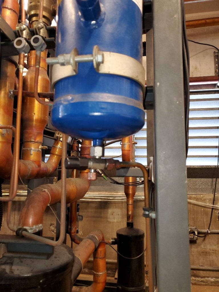 Grocery Store Refrigeration Oil Components | Market Service Tech